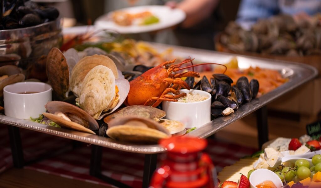 How to Make a Fox Harb’r Old Fashioned : Nova Scotia Luxury ...